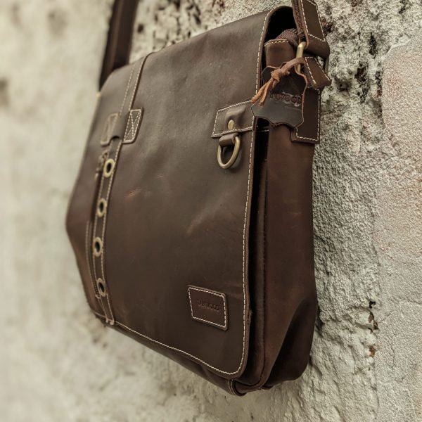 Laptop Bags Archives - Tanwood Leather